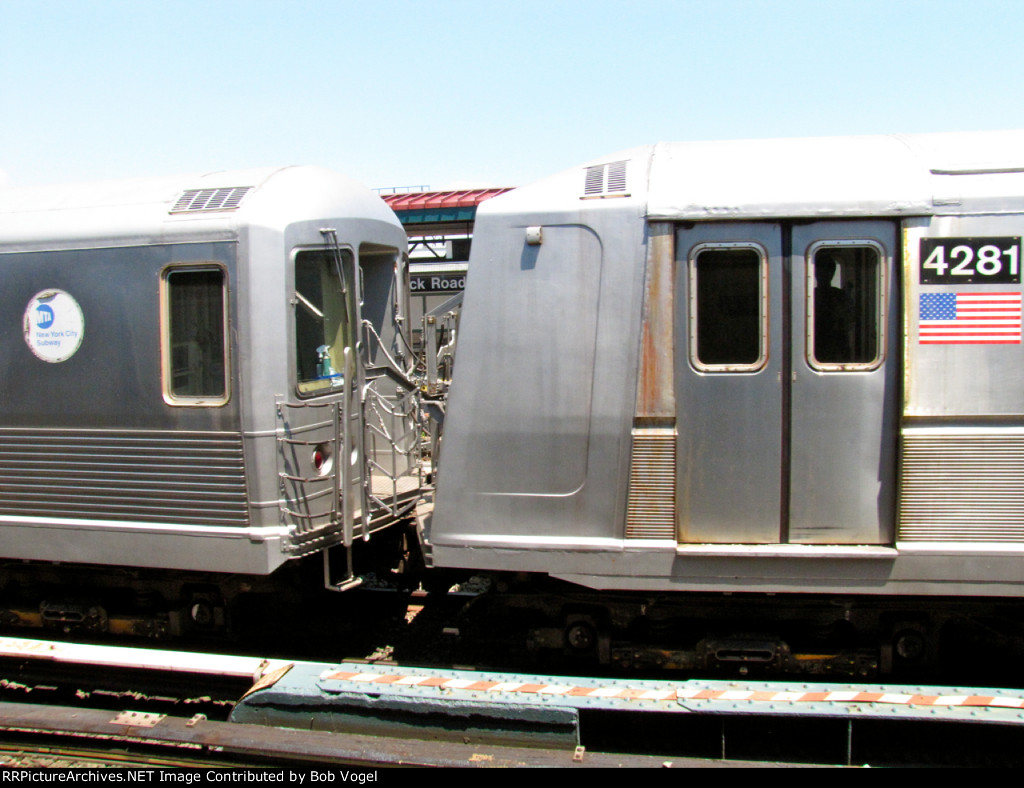 Slant R40 4280 and R42 4572